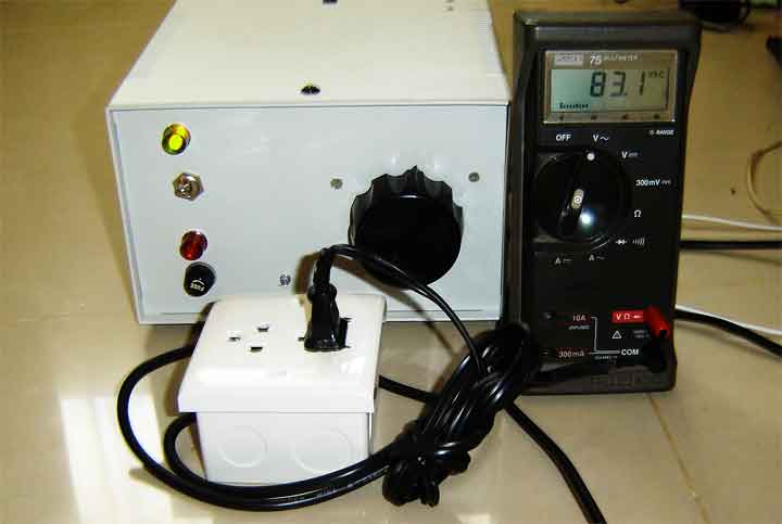 An Isolated Adjustable Auto transformer using microcontroller